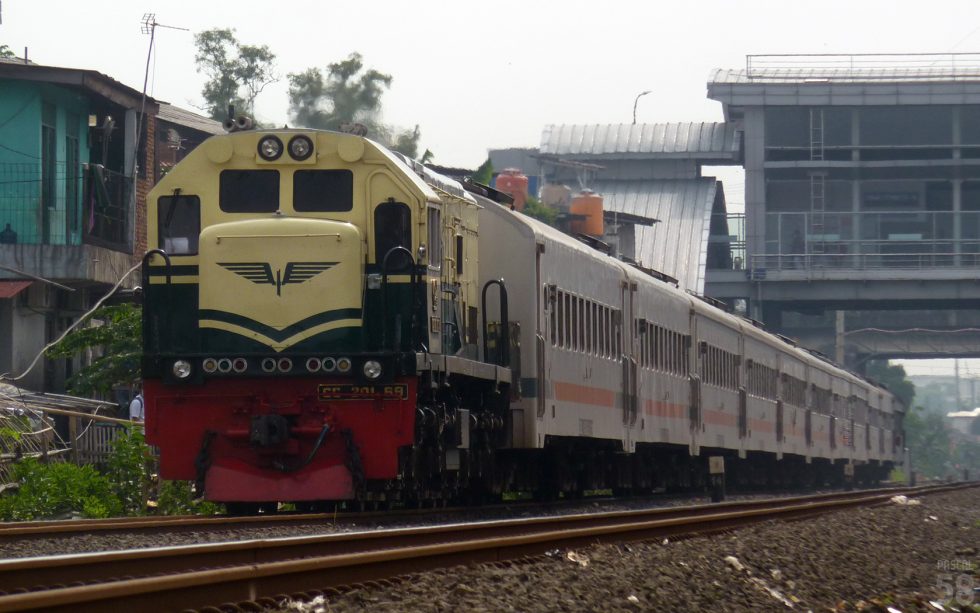 Melihat Kembali Lokomotif "Vintage Livery" di Pulau Jawa – IRPS